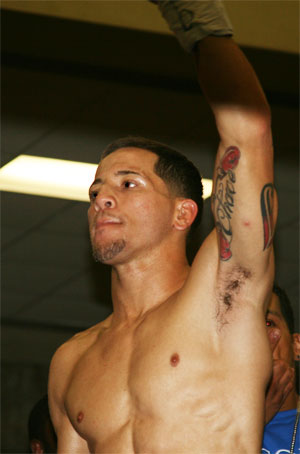 PHILLY BOXING HISTORY - October 12, 2012 - Cartagena Tops Rivera in ...