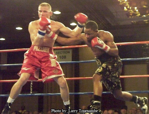 PHILLY BOXING HISTORY - February 23, 2013 - Philly Fizzles