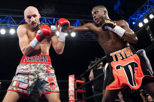 PHILLY BOXING HISTORY - December 02, 2016 - Farmer Still Streaking ...